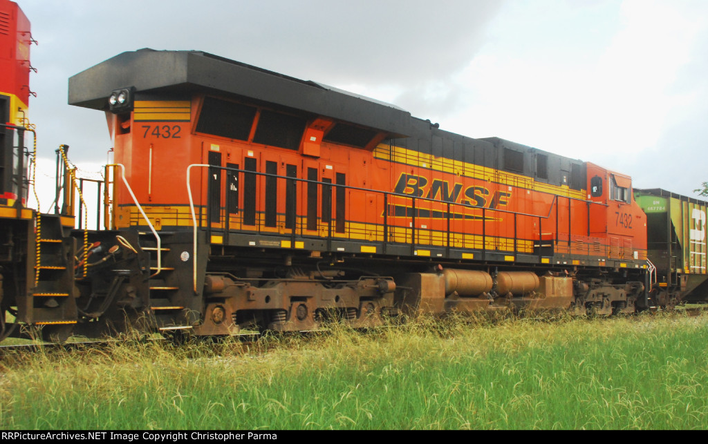 BNSF 7432